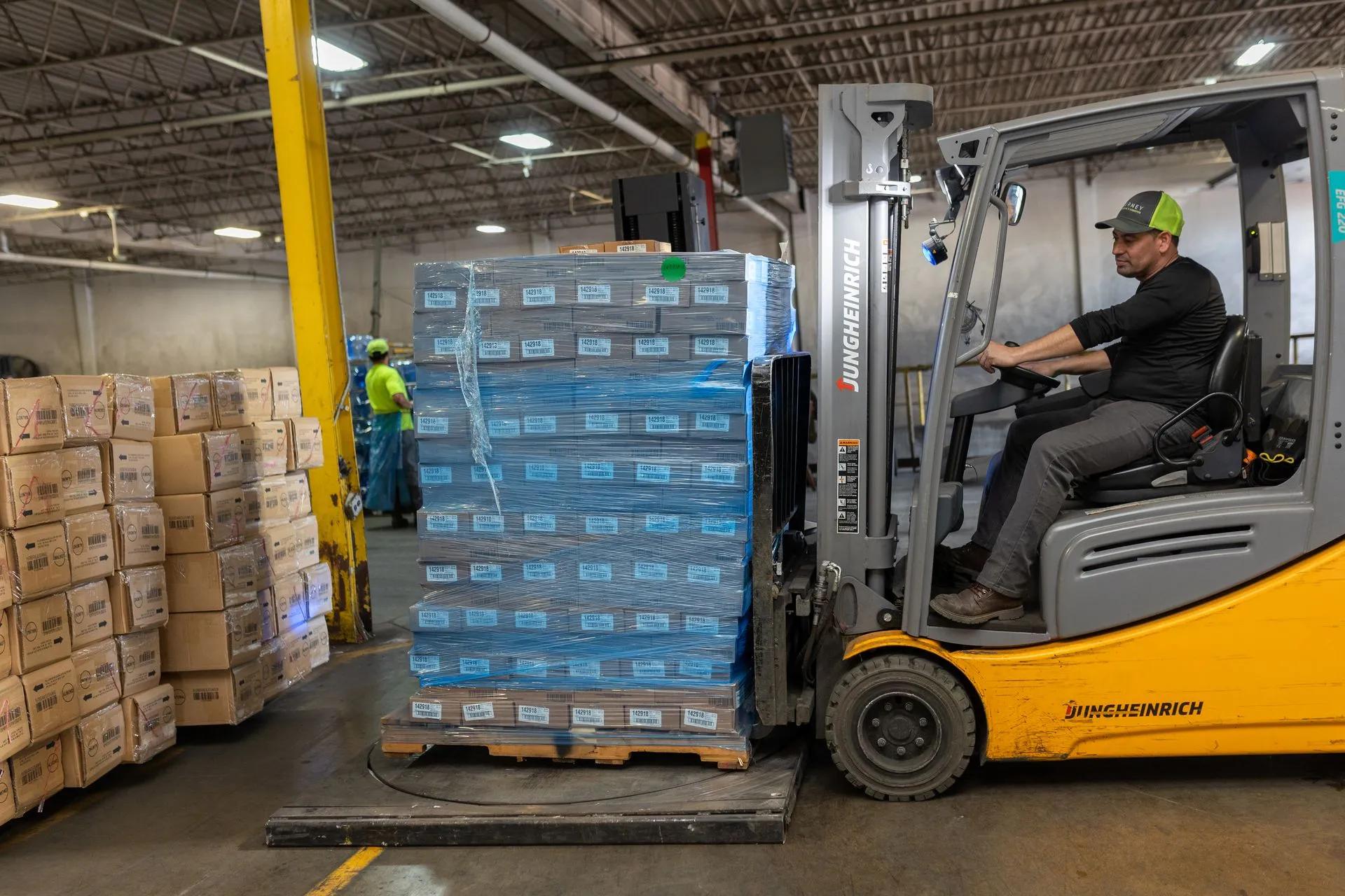 How Can You Track Your Product in Our Warehouse? - Journey Warehousing